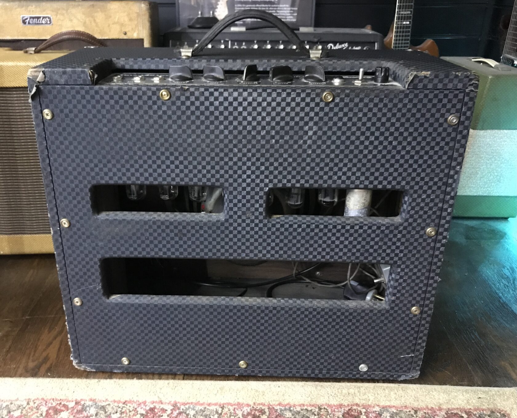 1963 Ampeg Reverberocket - Vintage & Modern Guitars