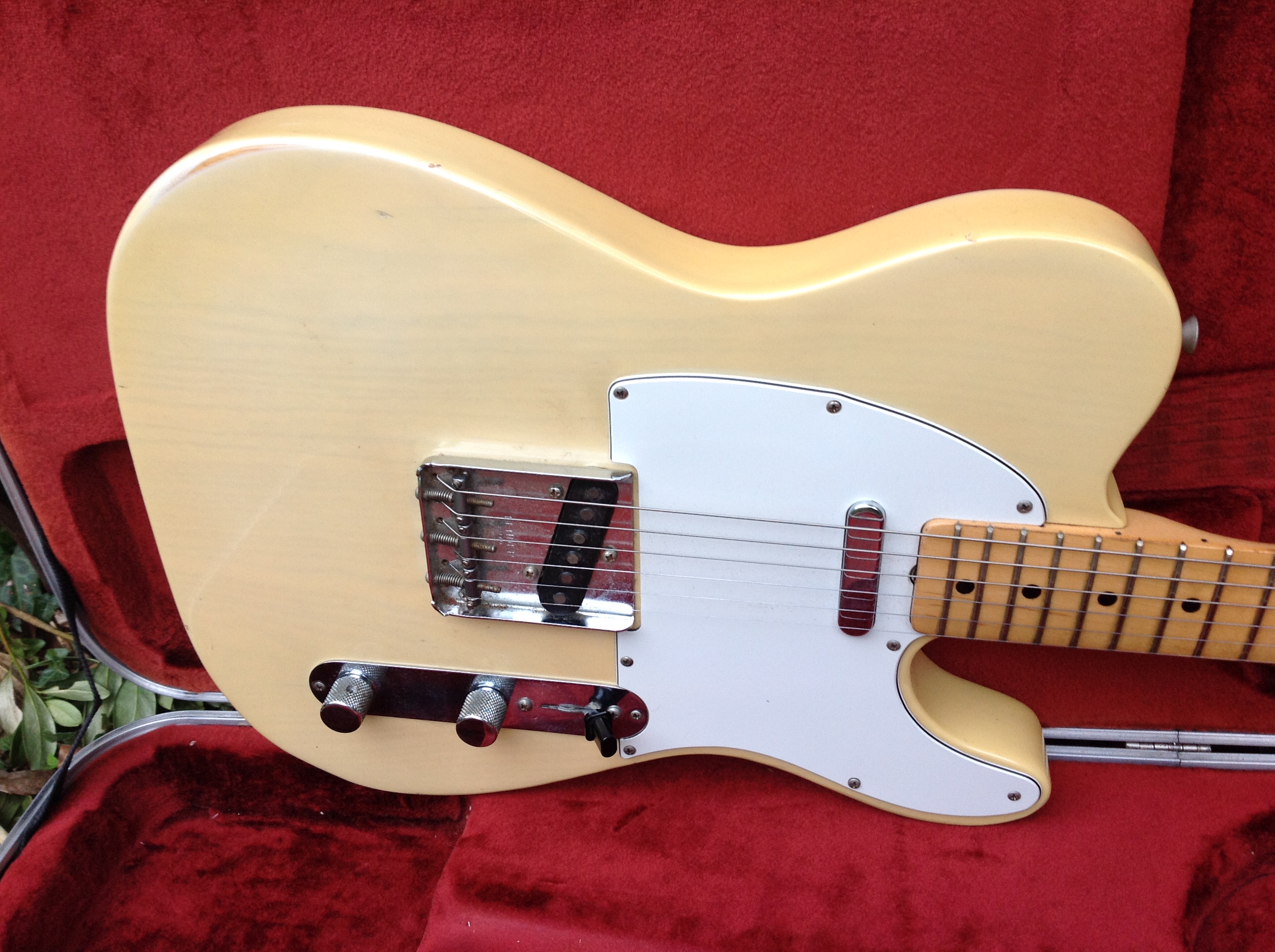 1974 Fender Telecaster - Vintage & Modern Guitars
