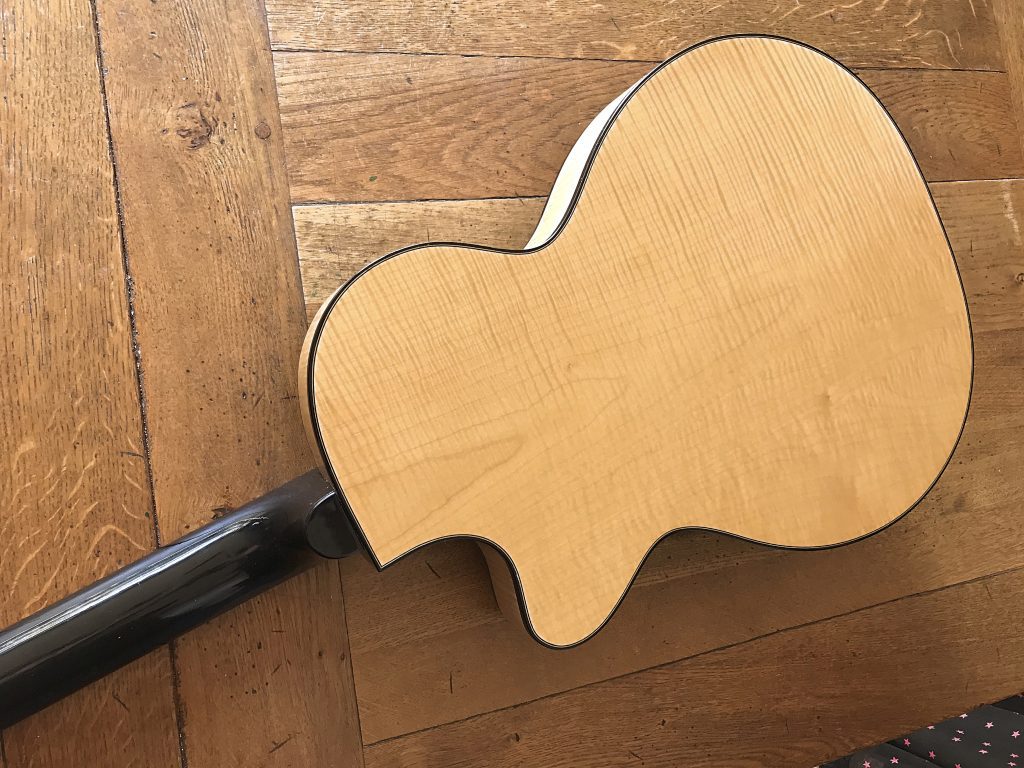 Hofner Club 40 John Lennon LTD Edition #70 Of 120 - Vintage & Modern ...