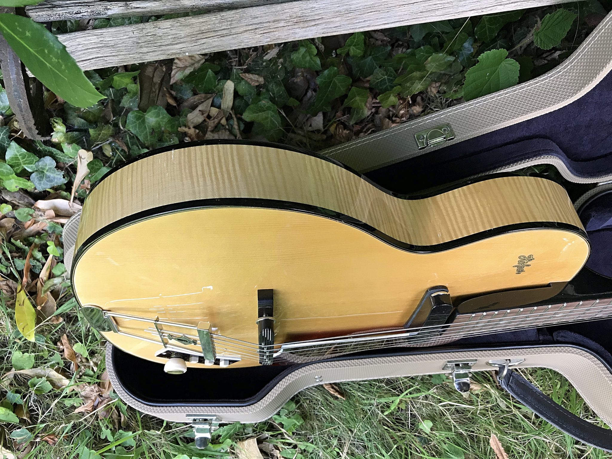 Hofner Club 40 John Lennon LTD Edition #70 Of 120 - Vintage & Modern ...