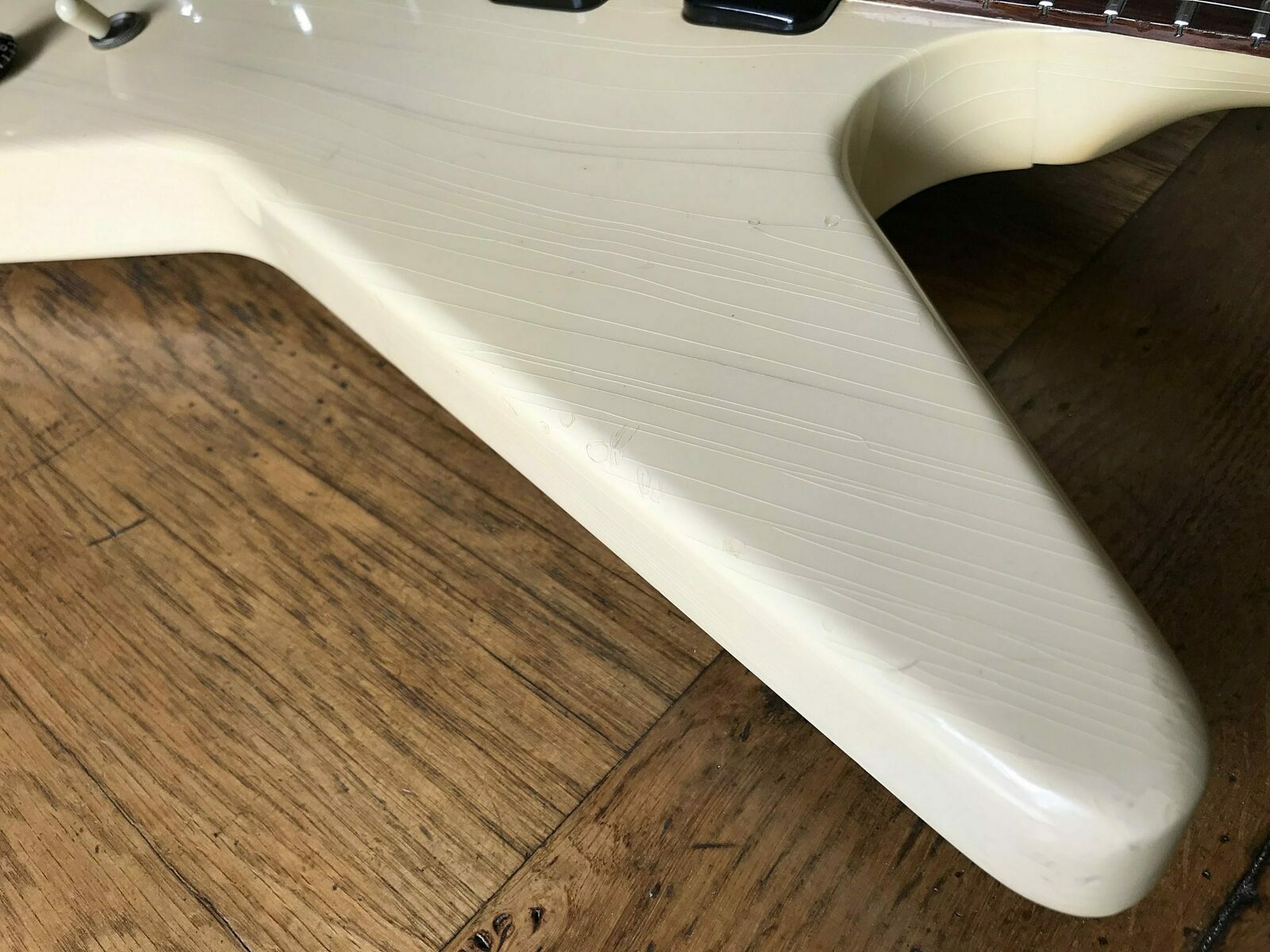 1984 Gibson Explorer 3 - Vintage & Modern Guitars