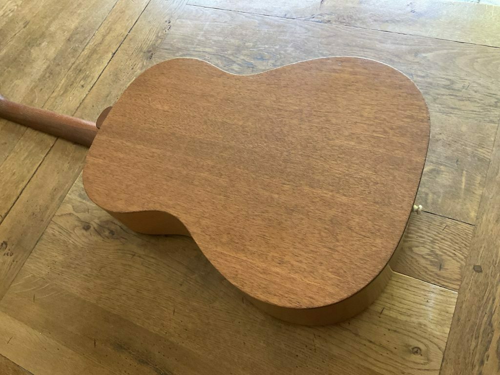 1966 Gibson LG0 - Vintage & Modern Guitars