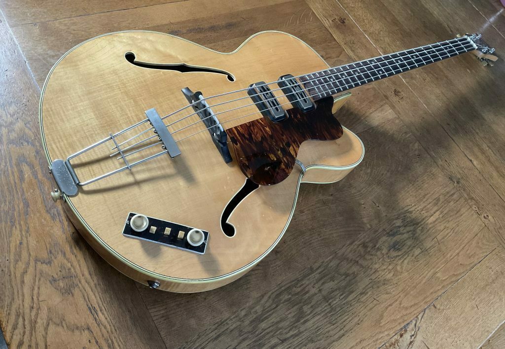 1961 Hofner 500/5 Bass - Vintage & Modern Guitars