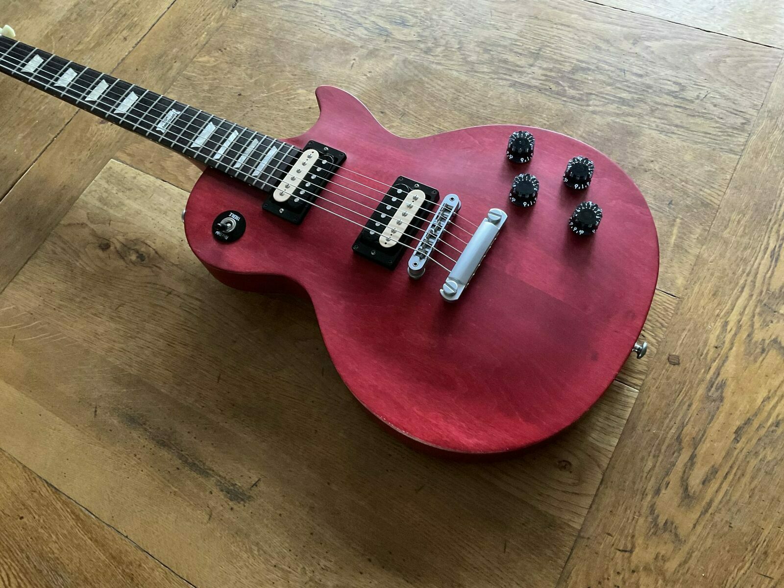 2014 Gibson LPJ 120th Anniversary Satin Cherry - Vintage & Modern Guitars