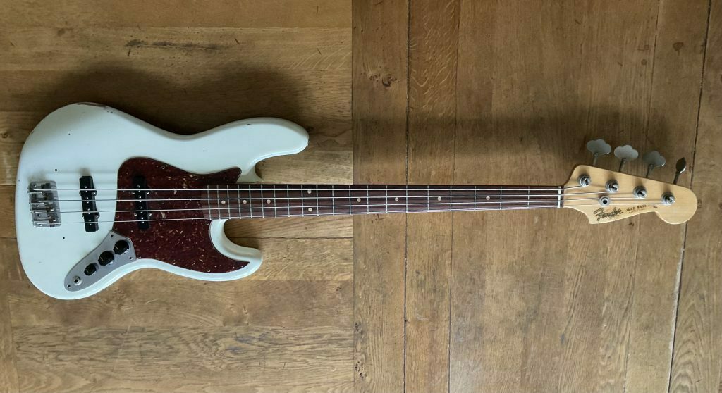 2004 Fender Custom Shop 1964 Jazz Bass Relic Ex Jonathan Noyce / Jethro ...