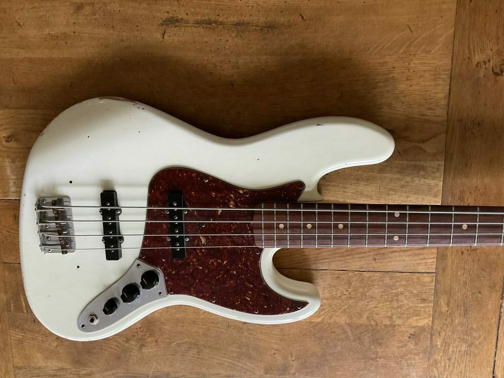 2004 Fender Custom Shop 1964 Jazz Bass Relic Ex Jonathan Noyce / Jethro ...