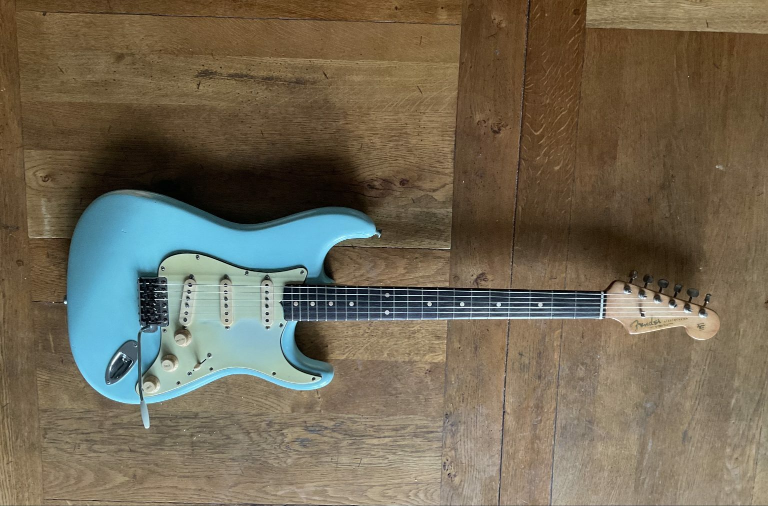 1961 Fender Stratocaster Daphne Blue - Vintage & Modern Guitars