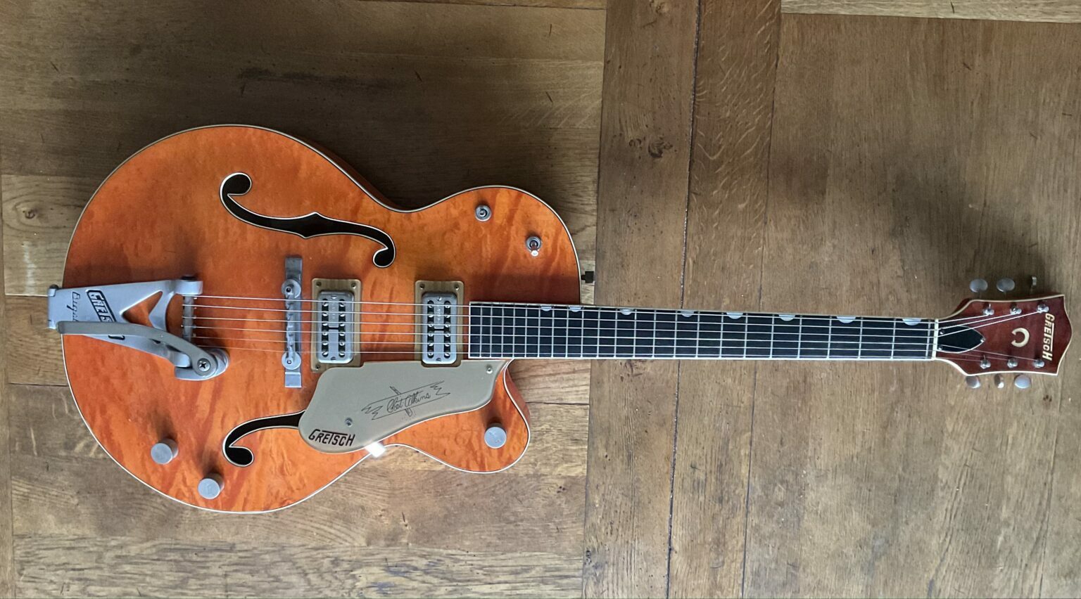 1960 Gretsch 6120 Chet Atkins - Vintage & Modern Guitars