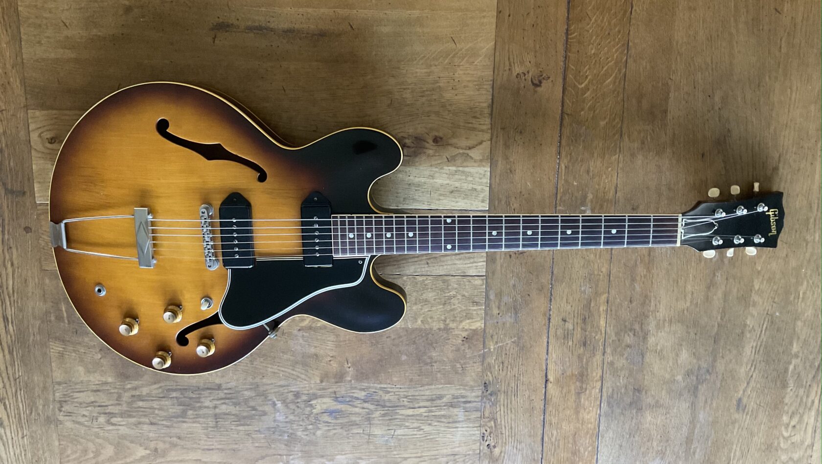 1962 Gibson ES 330 TD Dot Neck - Vintage & Modern Guitars