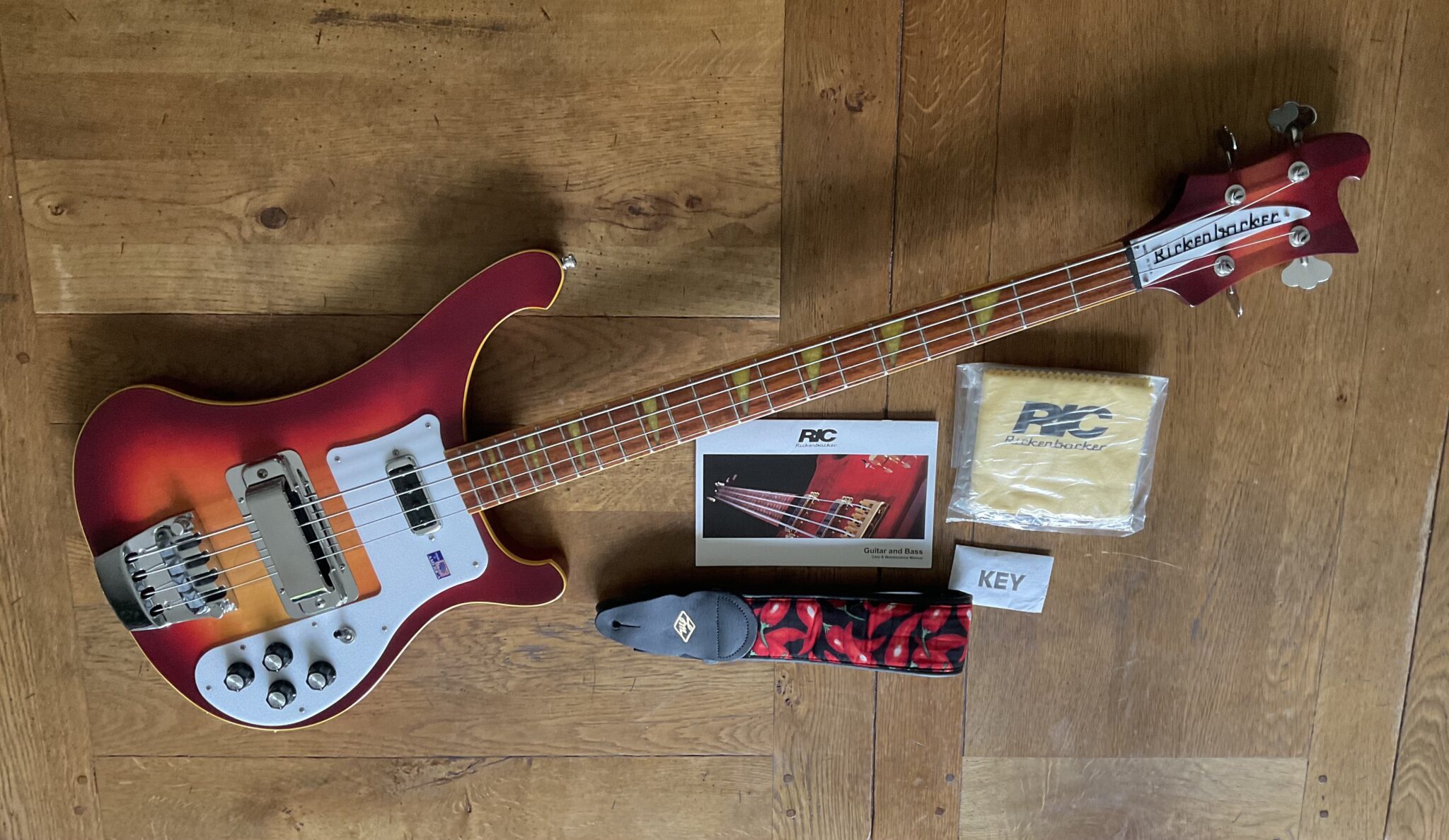2007 Rickenbacker 4003 Fireglo - Vintage & Modern Guitars