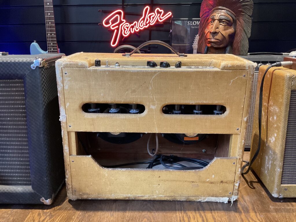 1952 Fender Super 2 X 10 Tweed Wide Panel - Vintage & Modern Guitars