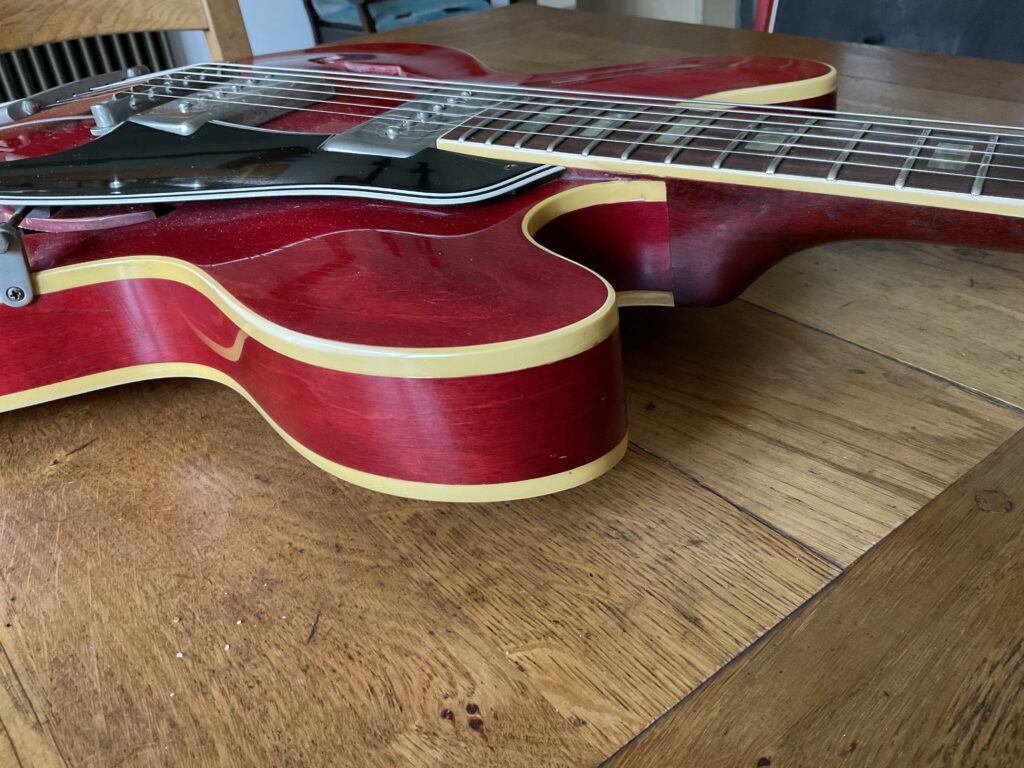 Early 1965 Gibson ES 330 TDC Cherry Red - Vintage & Modern Guitars
