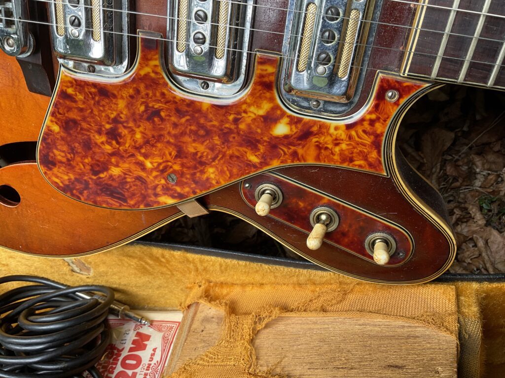 1964 Harmony H75 Cliff Whelan - Vintage & Modern Guitars