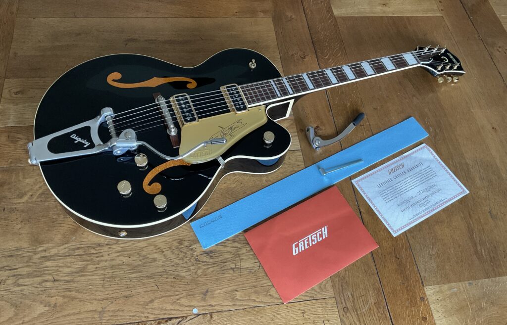 2020 Gretsch 6120 Chet Atkins “Dark Eyes” - Vintage & Modern Guitars